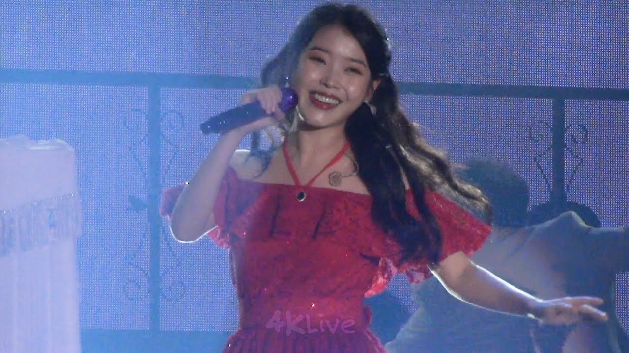 20181208 IU Good Day (English Conversation)[4KLive] - YouTube