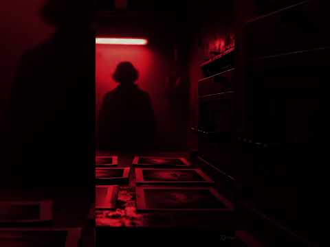 Darkroom dingdong  Mistryious room #horrorshorts #dark#dark room