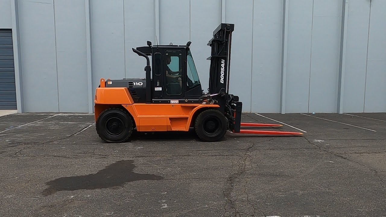 DOOSAN D110S-5 25,000lb Diesel #0186 - Forklift For Sale - YouTube