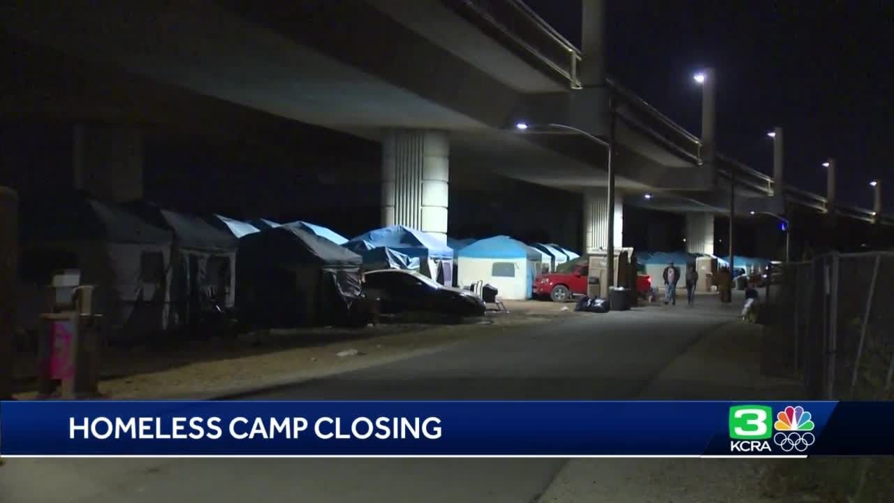 Modesto begins moving homeless, closing emergency shelter - YouTube