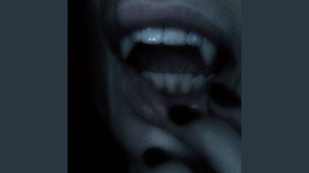 pretty vamp - YouTube