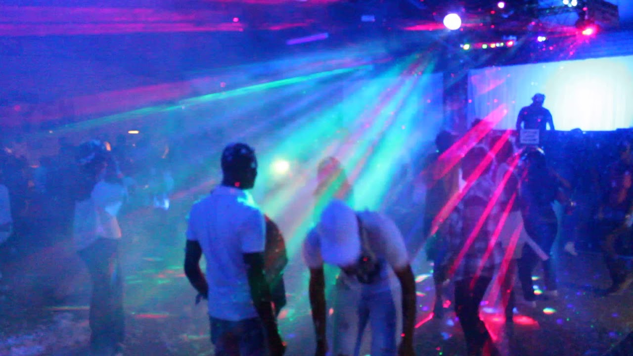 CLUB 7 ZEERUST SNOW PARTY - YouTube