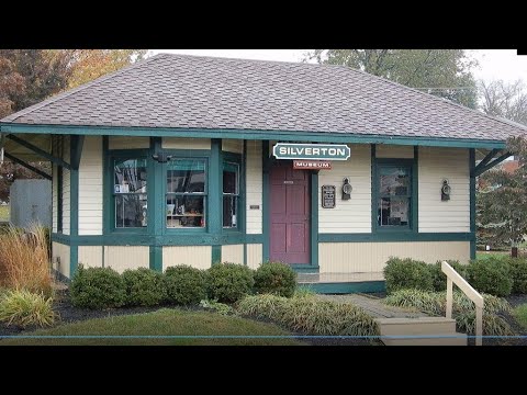Train Station Silverton Cincinnati Ohio - YouTube