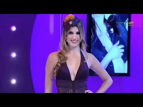 Musa do São Paulo, Fernanda Saldanha, no programa super pop desfilando de lingerie