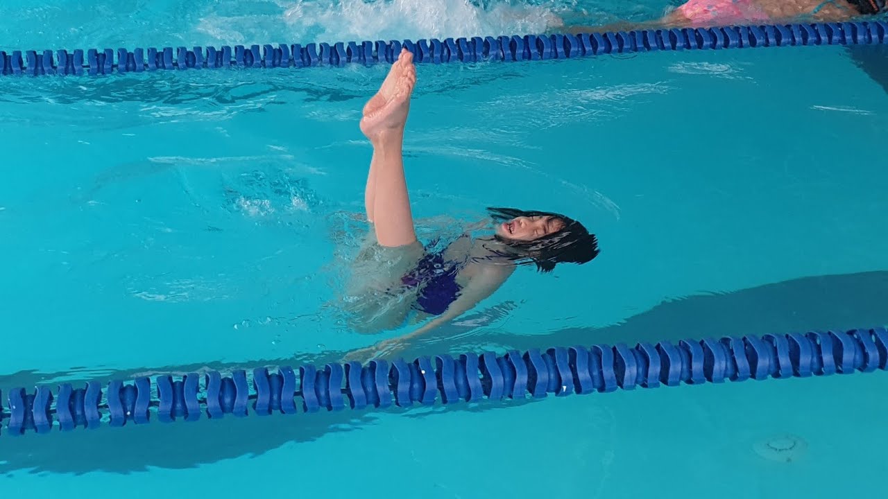 Sprint 7.1 y/o Artistic Swimming 25m ballet legs. - YouTube