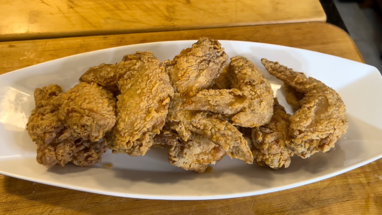 Cánh Gà Chiên Tỏi - Fried Chicken Wings With Garlic - YouTube