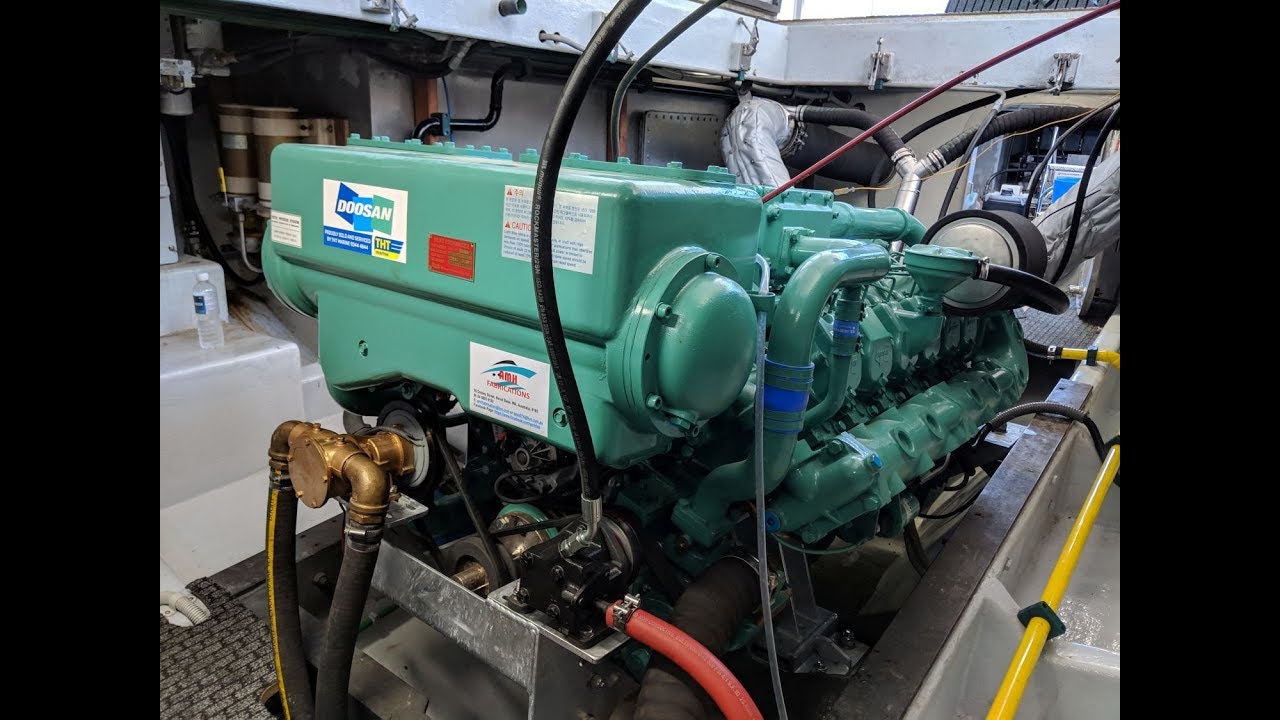 Doosan V222TIL V12 1000Hp Marine Engine Running Sea Trial - YouTube