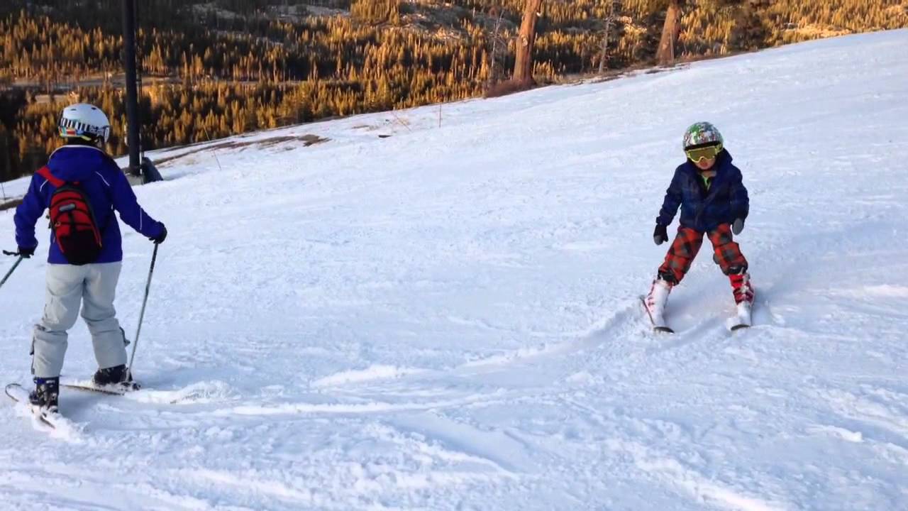 Time to learn parallel ski on a blue run - YouTube
