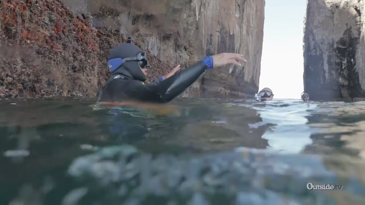 Snorkeling Kicker Rock | Facing Waves - YouTube