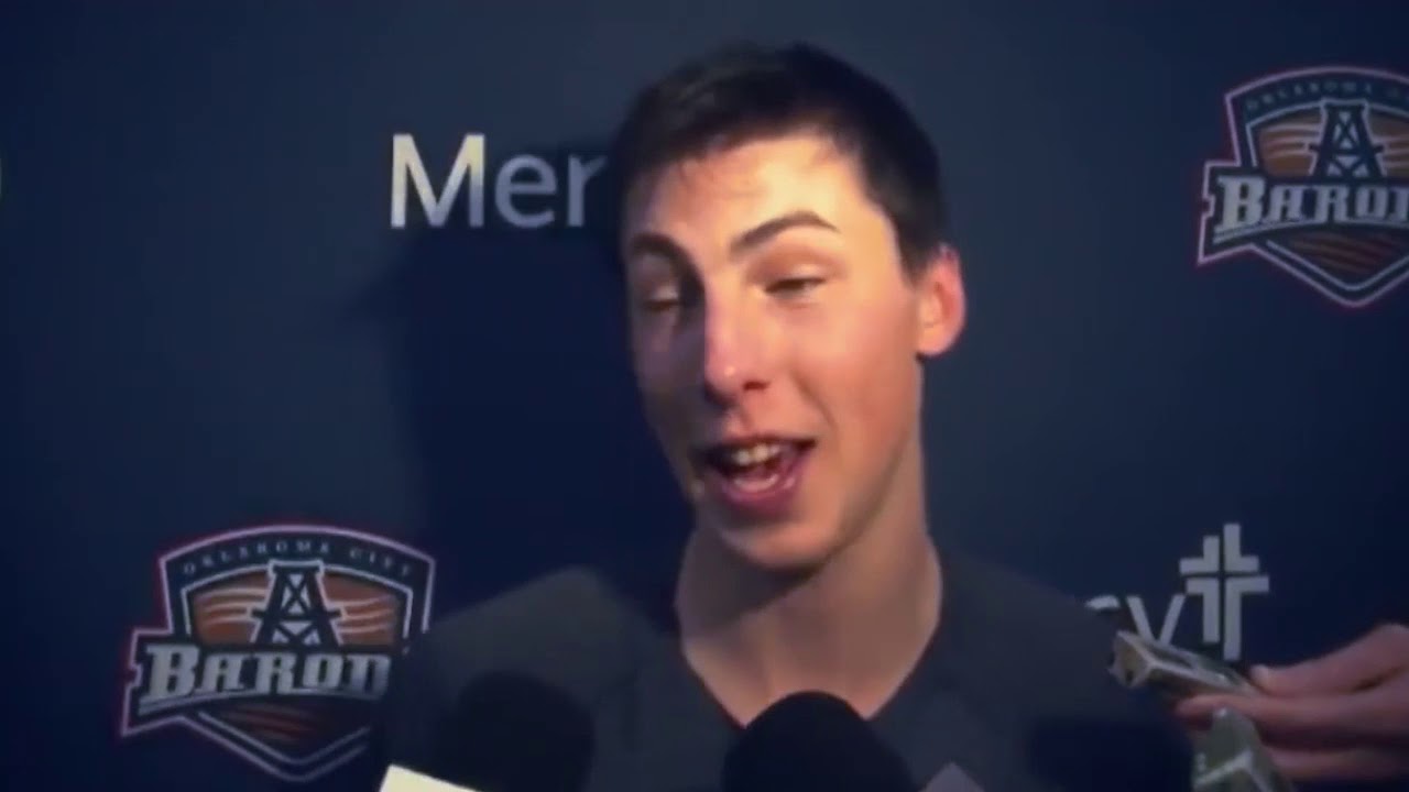 Why are post-game hockey interviews so boring? - YouTube