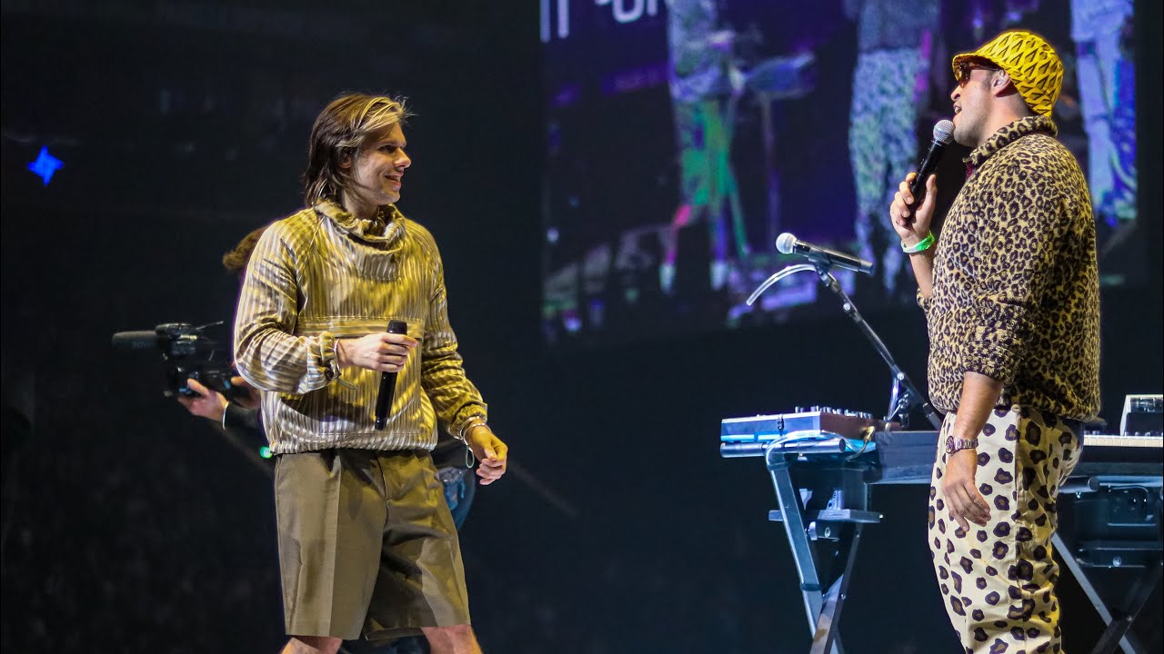 Orelsan - Basique feat. F*ckin Fred (Concert La Défense Arena 10.12.22 ...