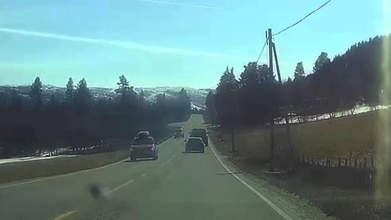 Truck gets pulled over by norwegian unmarked police - YouTube