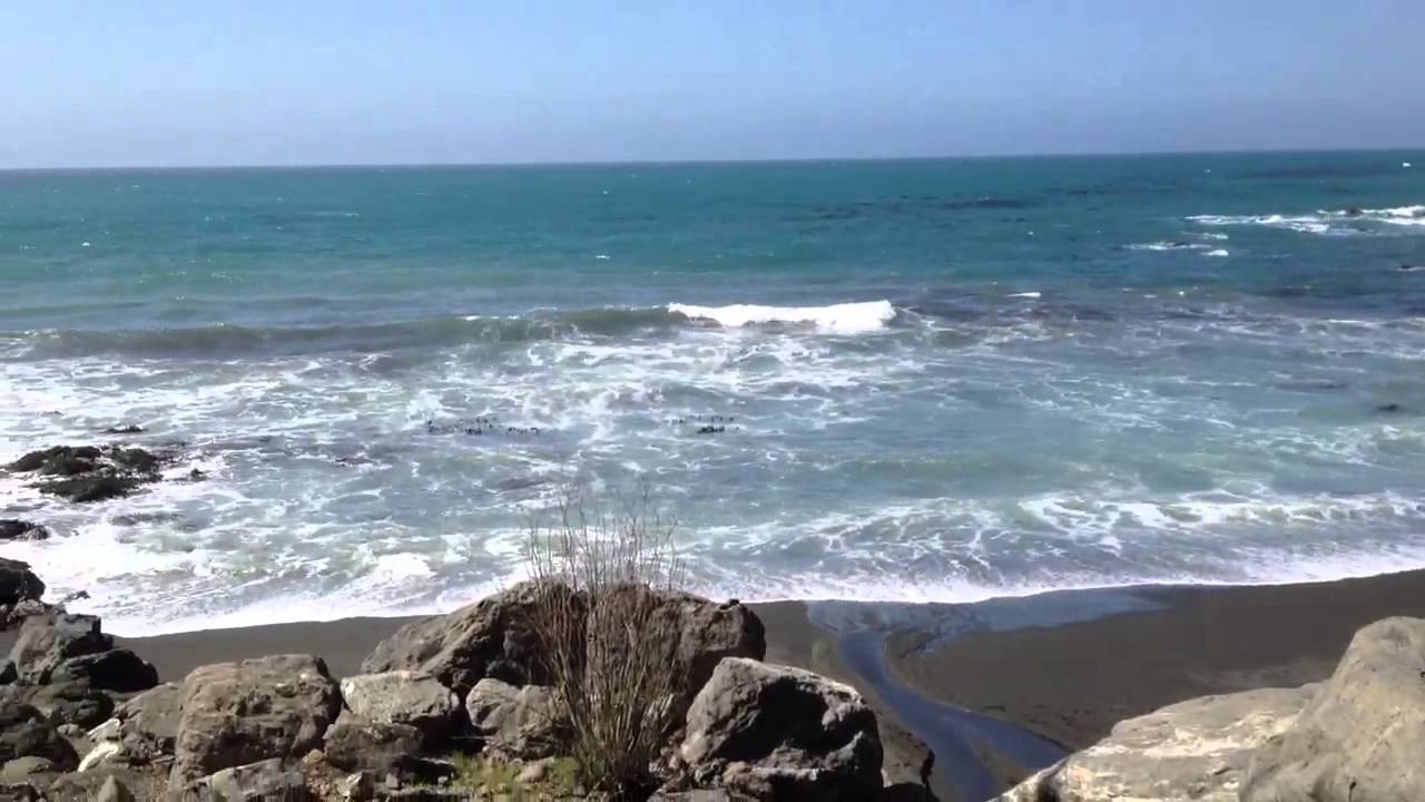 Beach Hike at Ragged Point Inn, Big Sur - YouTube