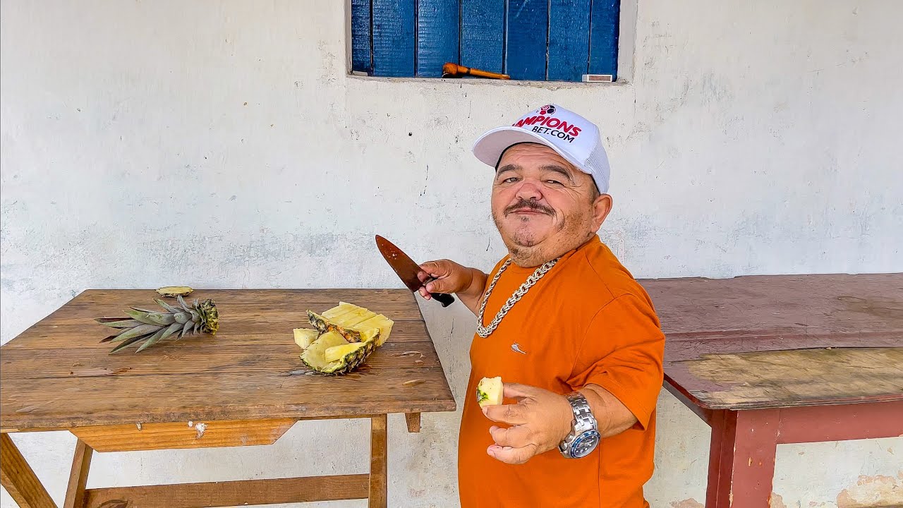 PILILIU ENSINA COMO SE CORTA ABACAXI DE VERDADE | PALPITES DO PILILIU ...