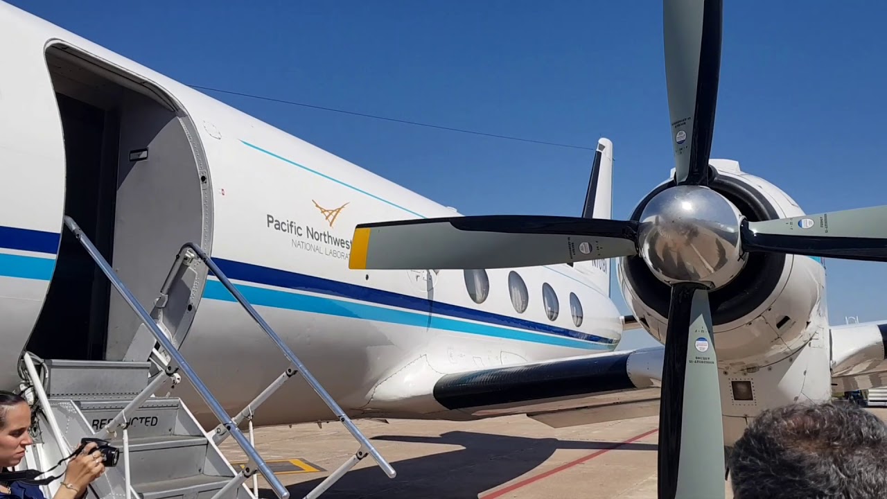 Proyecto Relámpago - Visita al Gulfstream G1 - YouTube