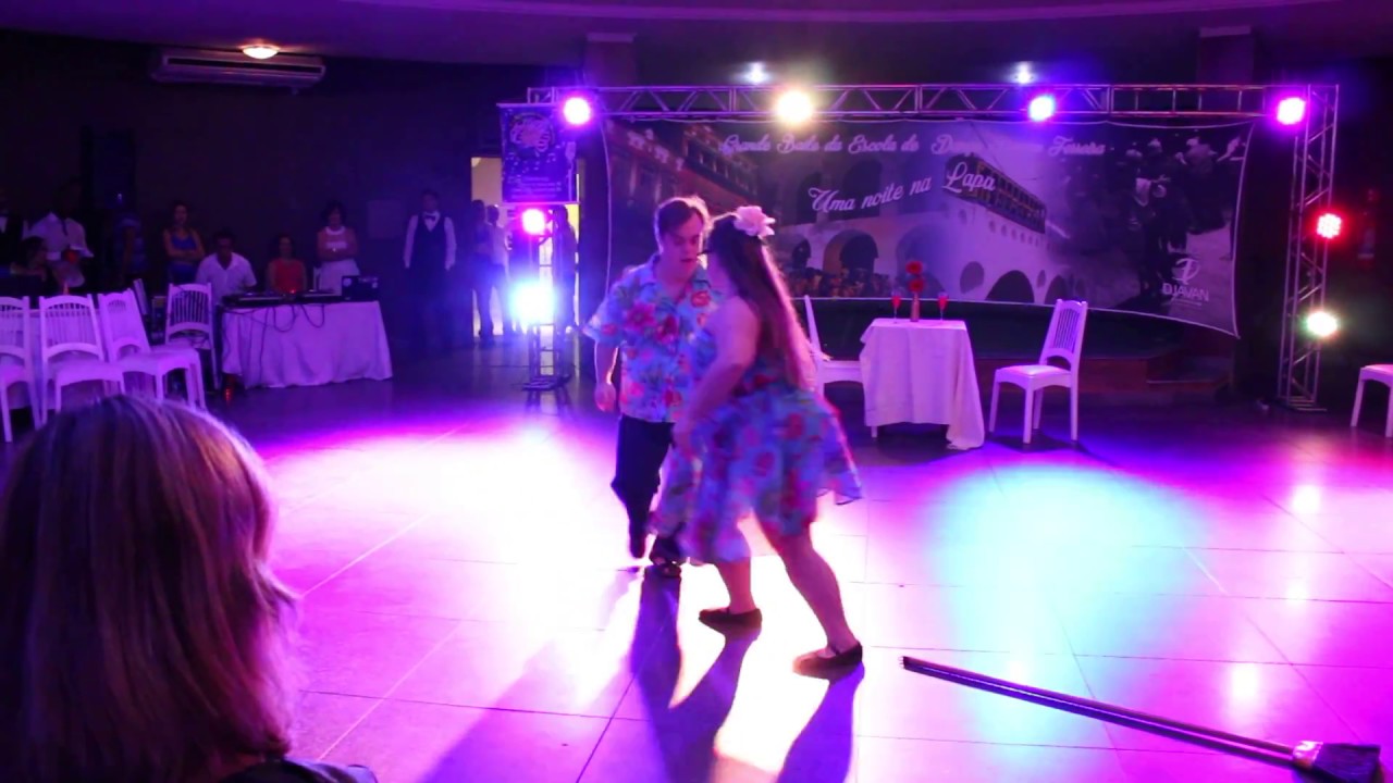 Apresentação 8 - Forró - Baile 25/11 - YouTube