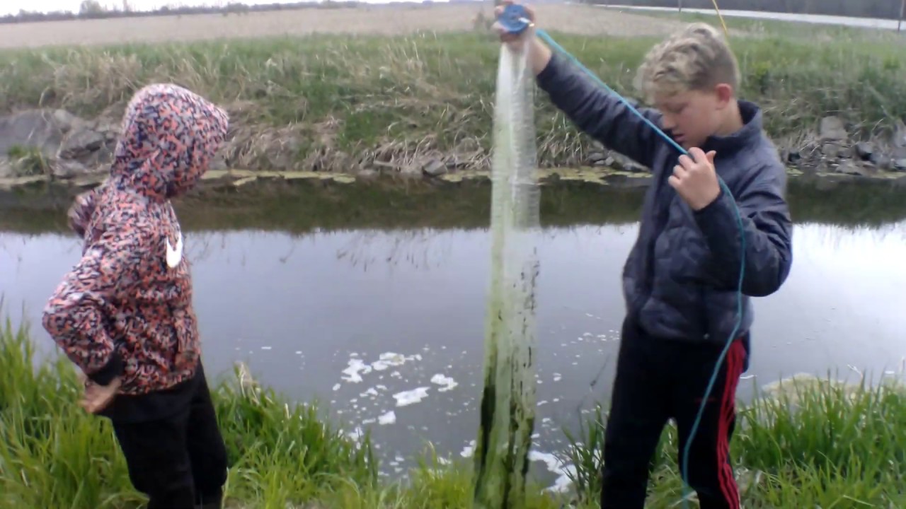 kids Casting net 1st time - YouTube