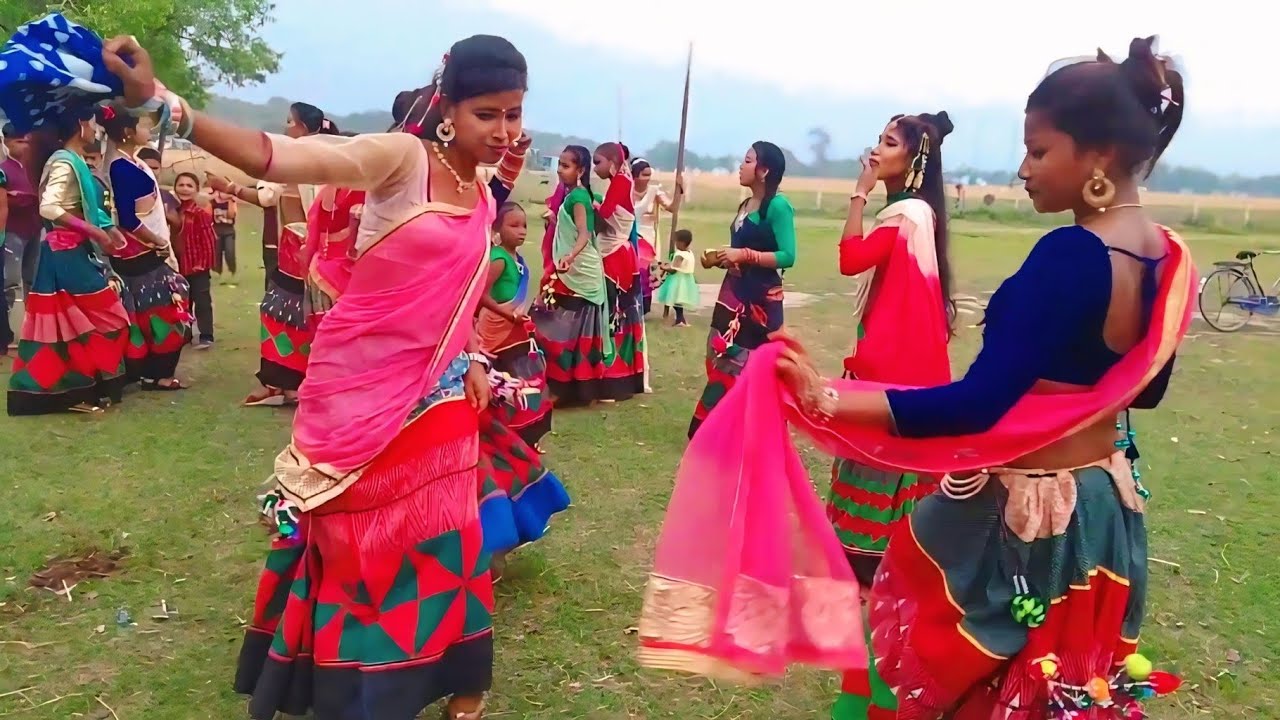 New tharu dance DJ Lovely tu mor janho 4K - YouTube