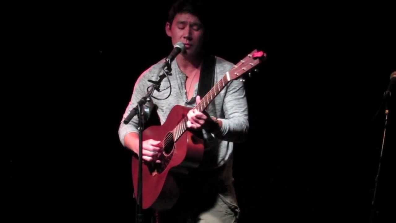 Kyle Tuttle - Just Right (Live at the Blue Lamp) - YouTube