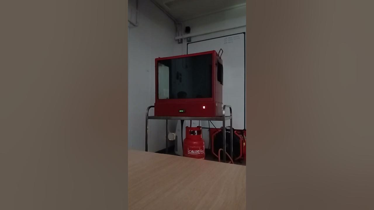 Mini backdraft (fire) demo - YouTube