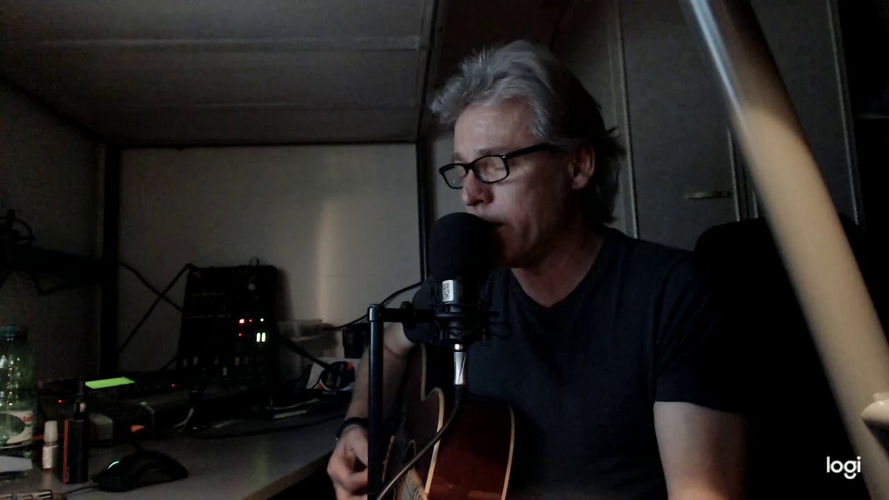wayfaring stranger,,, Cover by David Creighton - YouTube