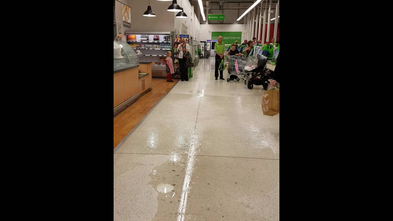 Flooded in Asda Basingstoke - YouTube