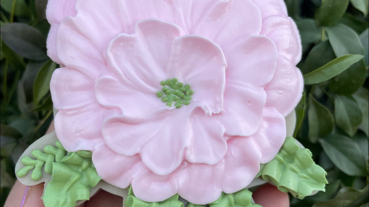 Peony Royal Icing Cookie Tutorial - YouTube