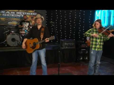 Jason Boland and the Stragglers perform \