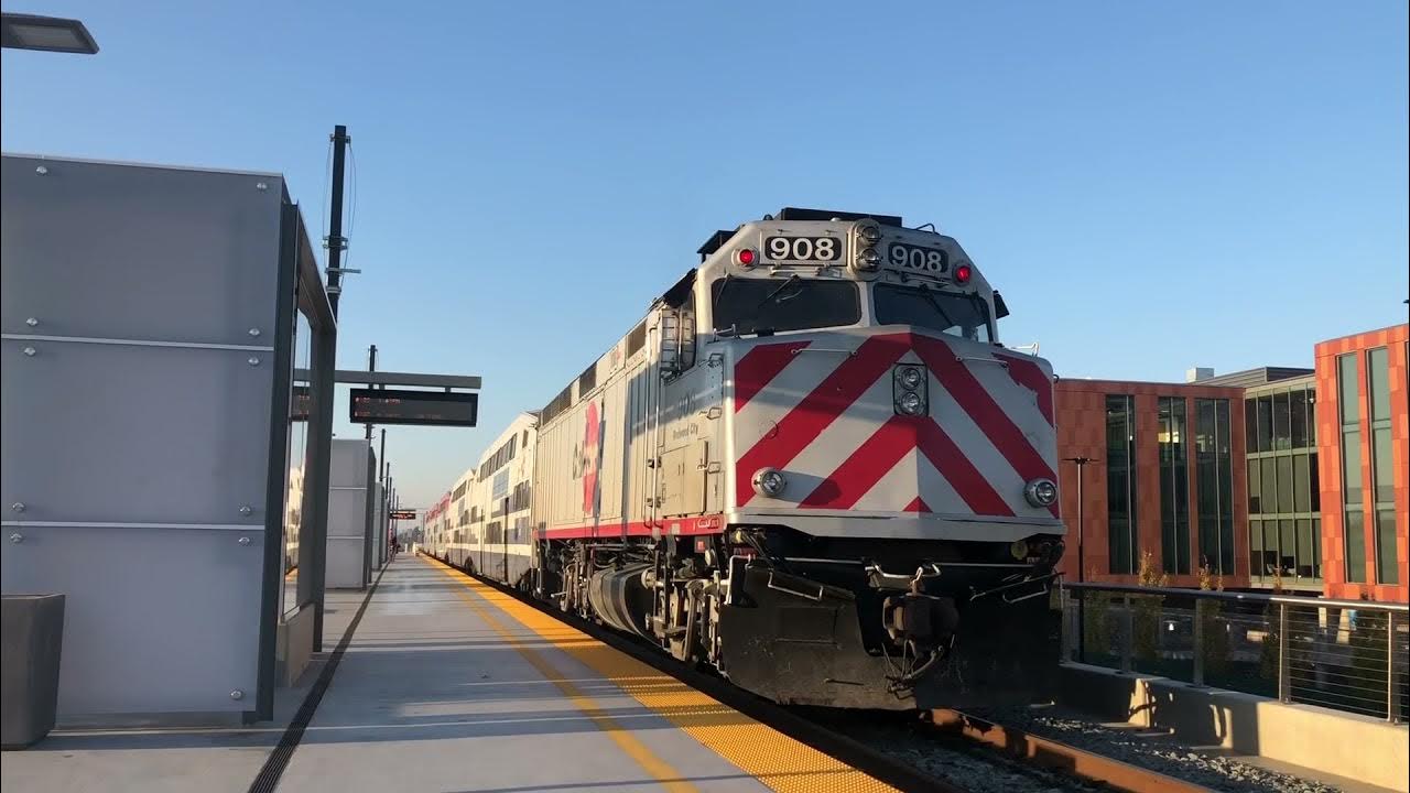 Tribute to Caltrain F40s in 2024. - YouTube