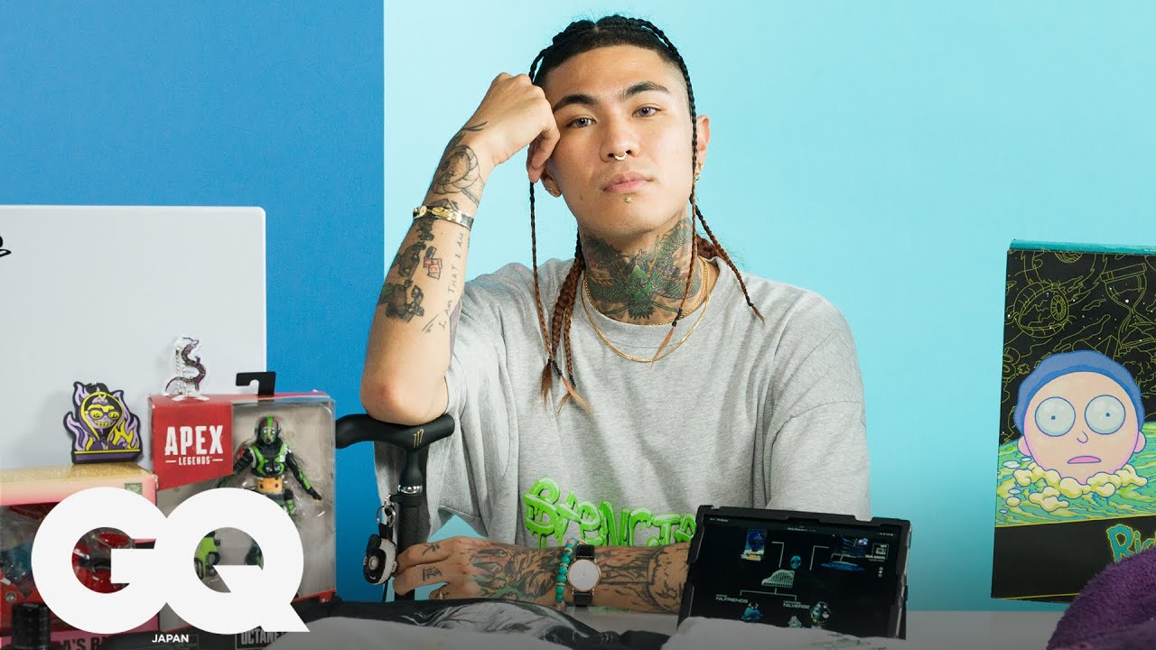 OZworldの人生に欠かせない10のアイテム | 10 Essentials | GQ JAPAN - YouTube