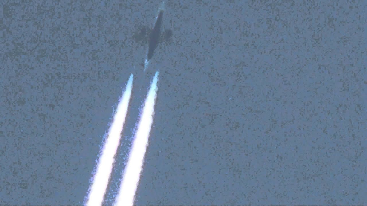 APU chemtrails spray 29.05.2011 13:18 (Phoenix Express 2011) - YouTube