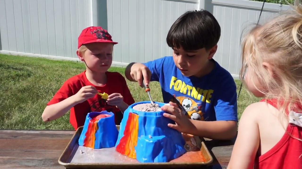 opening Vincent toy - YouTube