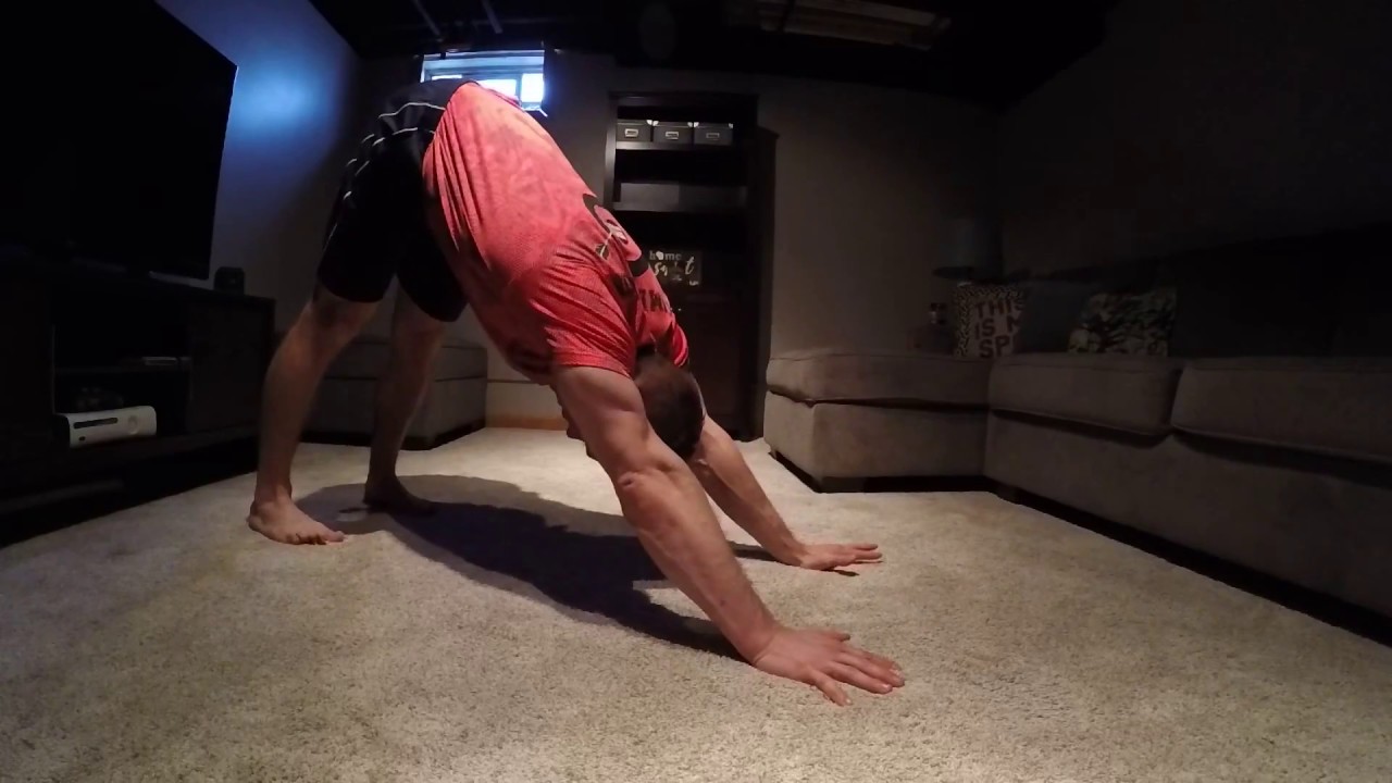 Floor Pike Push Up - YouTube