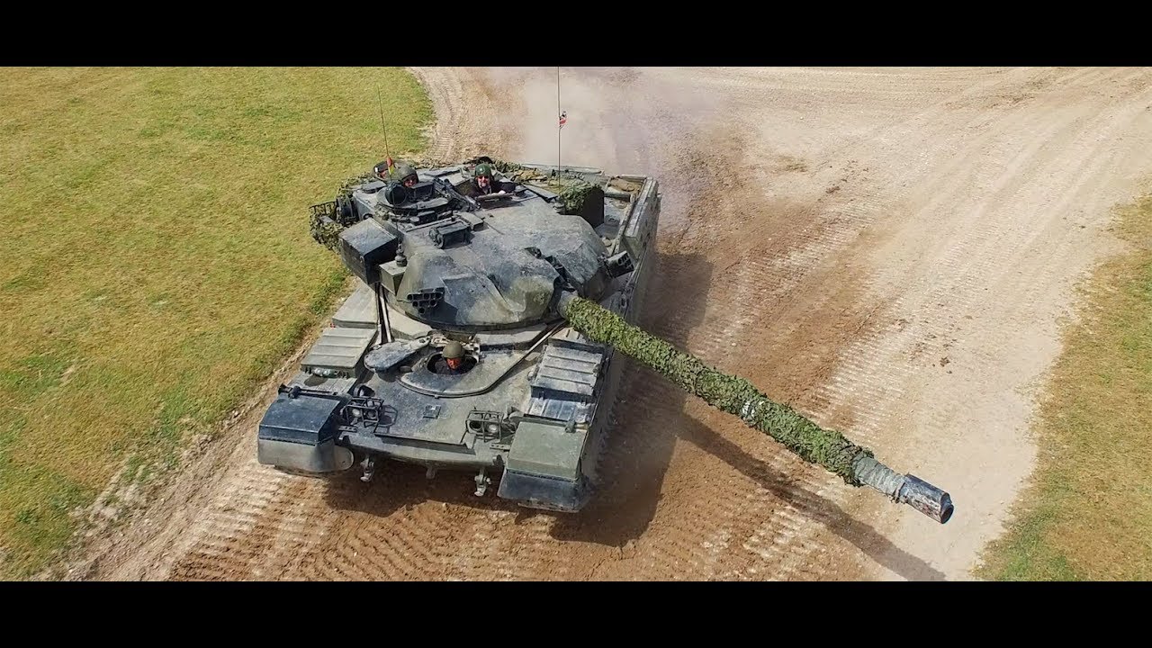 CHIEFTAIN MBT - FV4201 / Main Battle Tank - Tank Museum - YouTube
