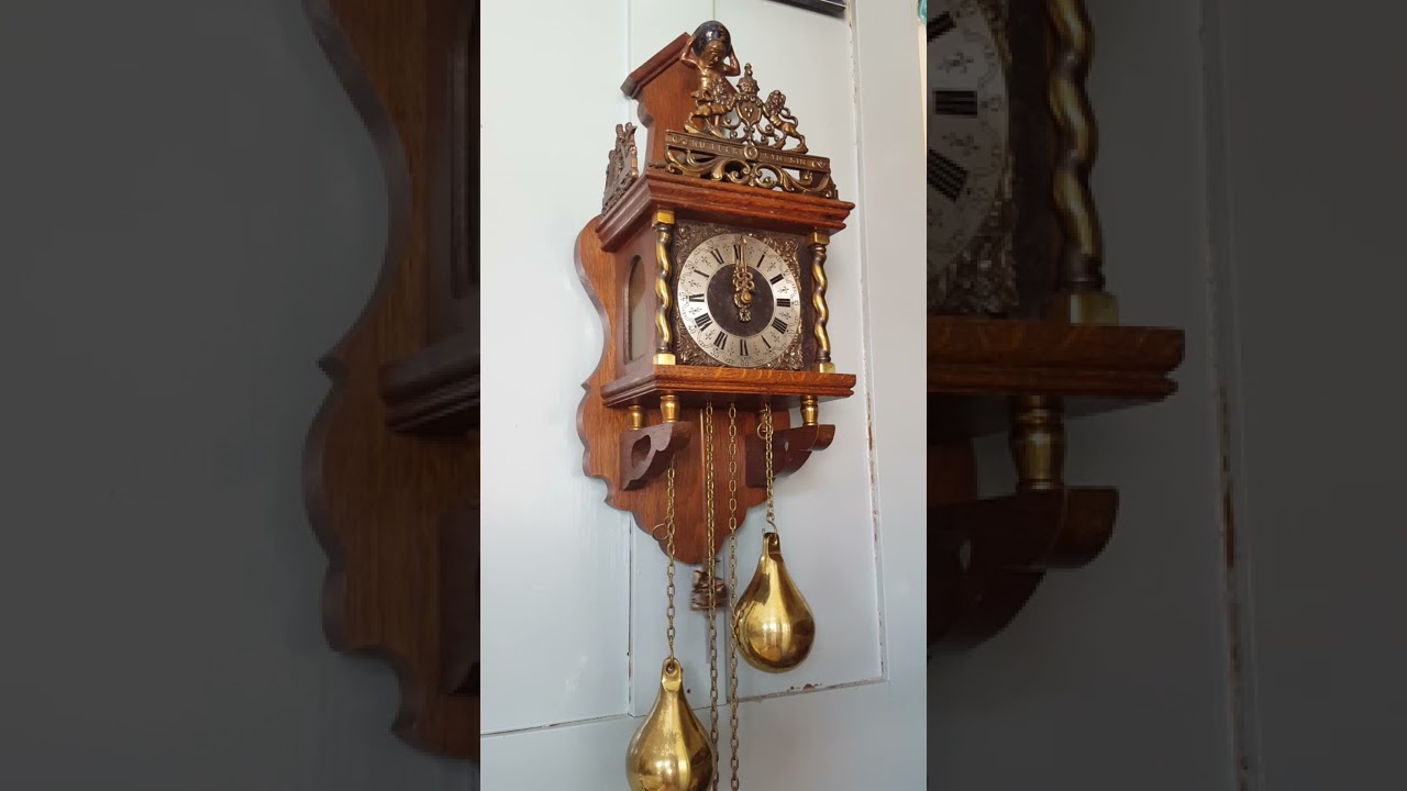 NU ELCK SYN SIN Wall clock - YouTube
