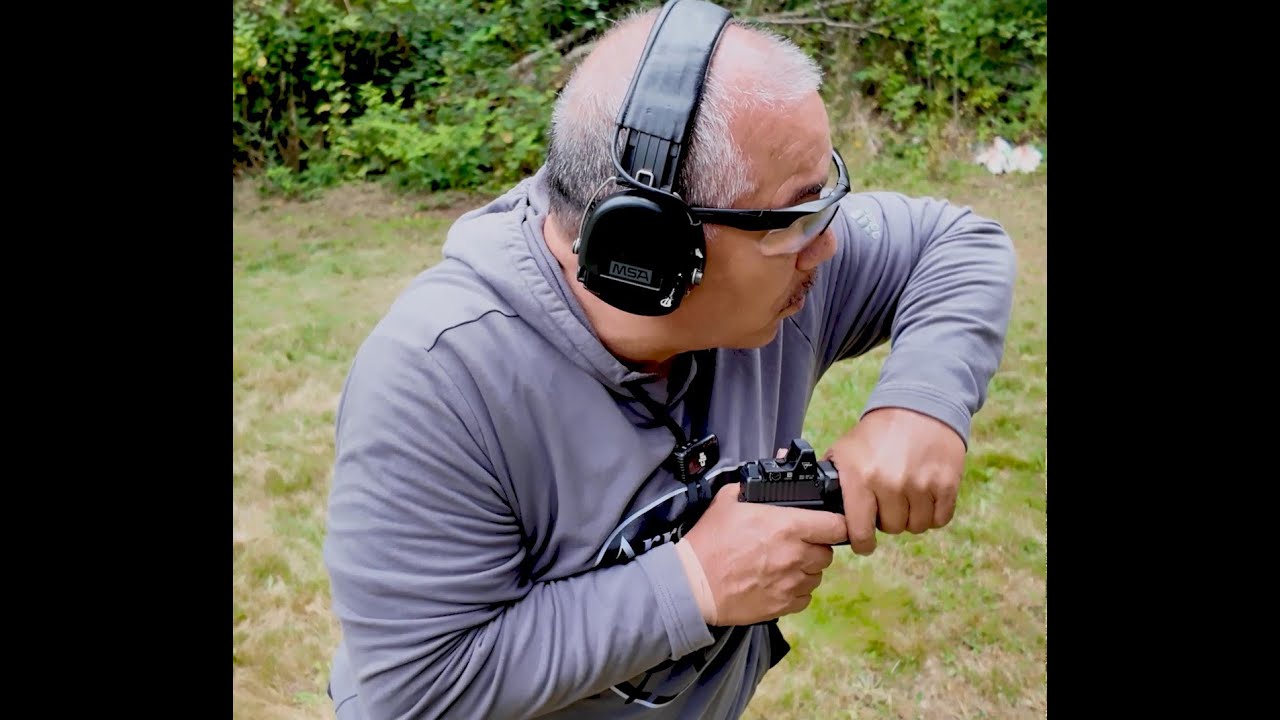 Combat Shroud Different Shooting Grips - YouTube