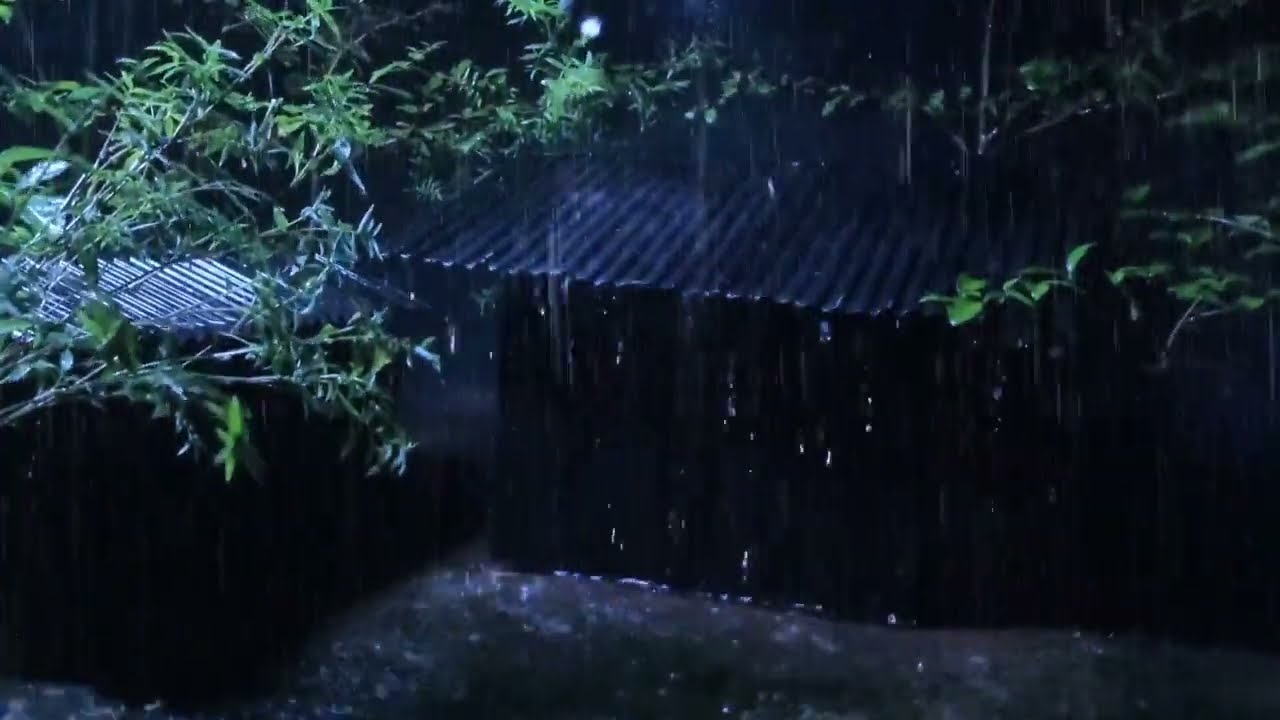 Heavy Rain And Thunderstorm Make Me Fall Asleep Faster Naturally ...