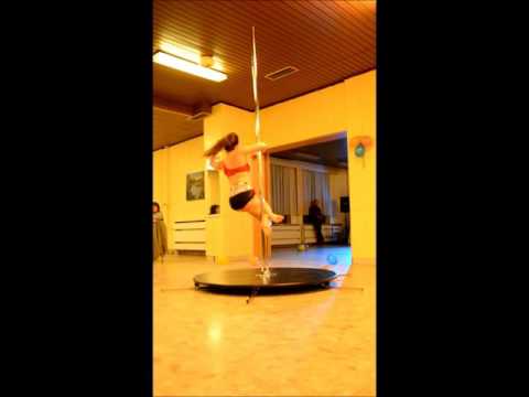 Nina Sladeckova ChiQui Pole Dance Studio