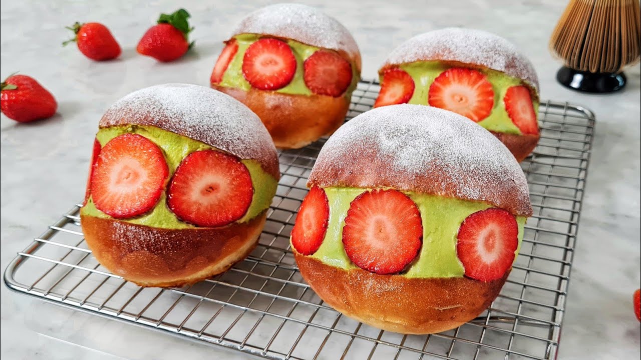 How To Make Strawberry Matcha Maritozzi Buns Recipe - YouTube