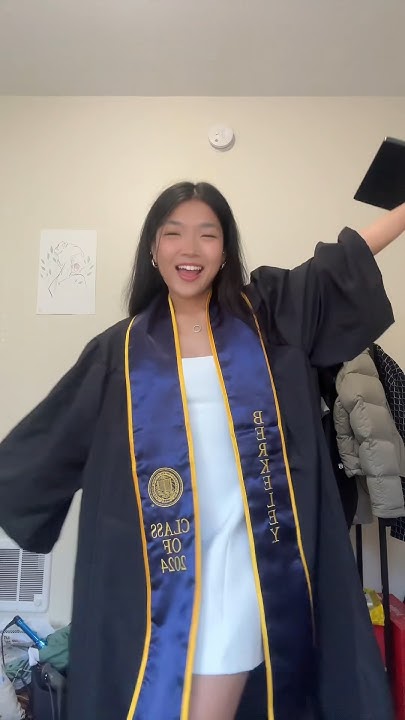 AHH IM graduating so bittersweet. Guys I’m literally crying #college #graduation #life - YouTube