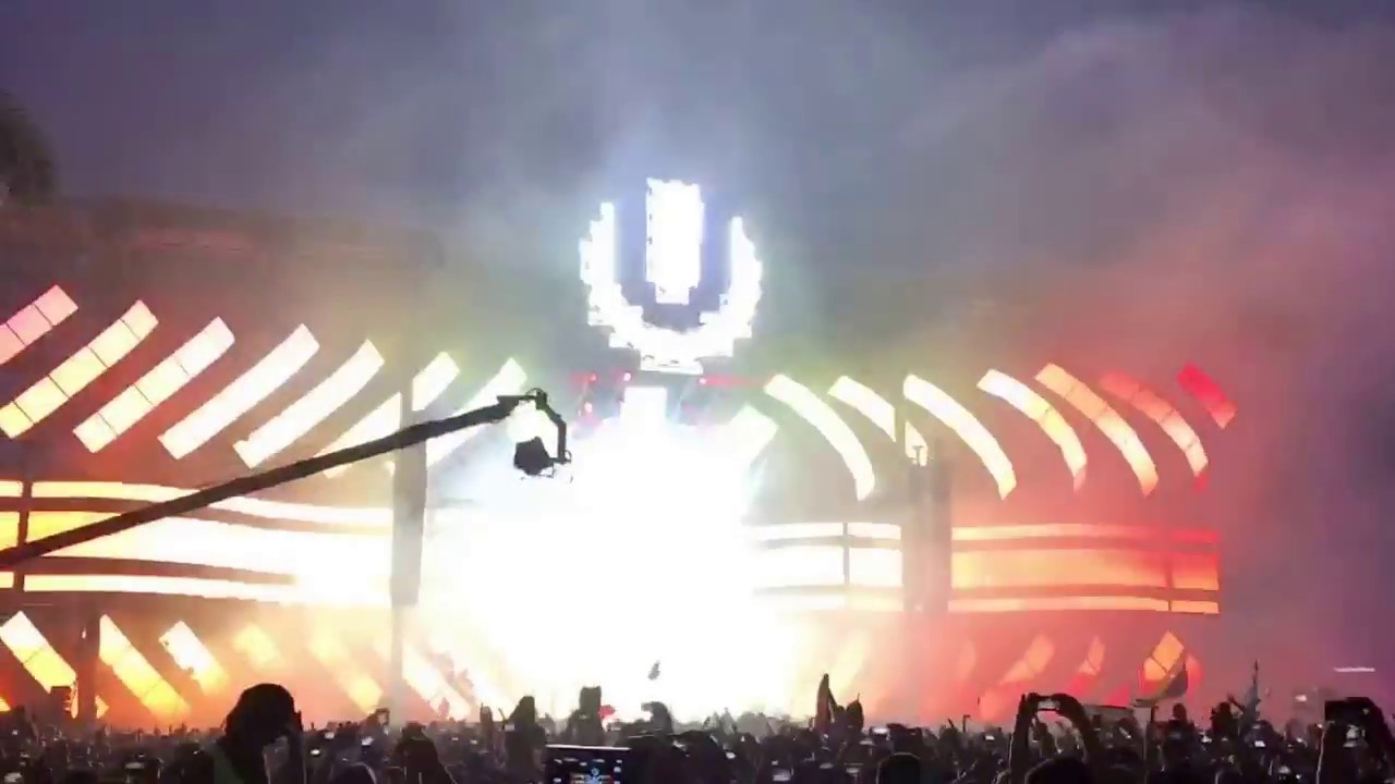 Ultra Music Festival 2017: Zedd Opening - YouTube