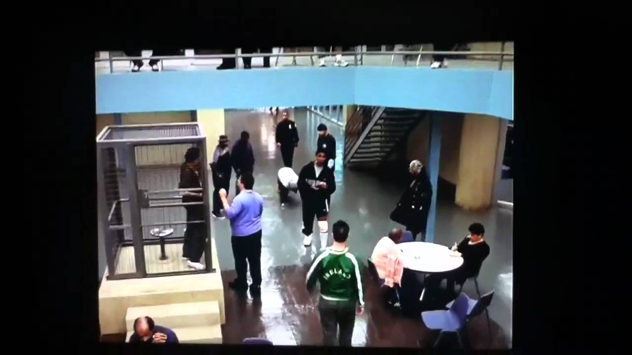 Rick Fox Fake Out High Five. - YouTube