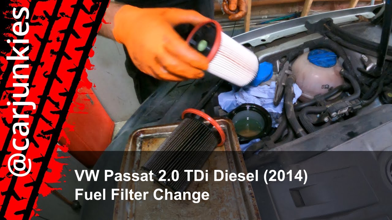 VW Passat 2.0 TDi Diesel (2014) - Fuel Filter Change - YouTube