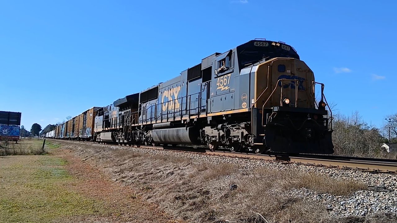 CSXT 4567 SD70MAC Leads CSX Train L657 At Estill SC On The Columbia ...