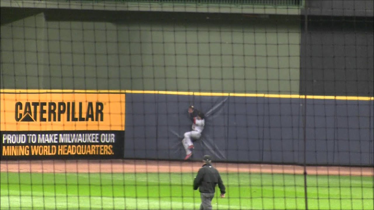 jon jay's 9th inning catch - Game 6 nlcs - YouTube