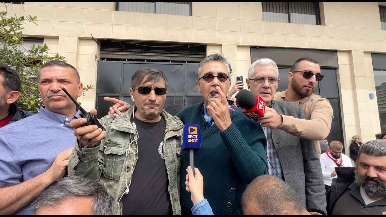 Crowds Rally as Turning Point in Presidential Crisis Nears - YouTube