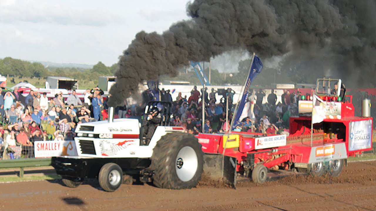 NWTPC Tractor Pulling Great Eccleston Sat 29-08-2015 - YouTube