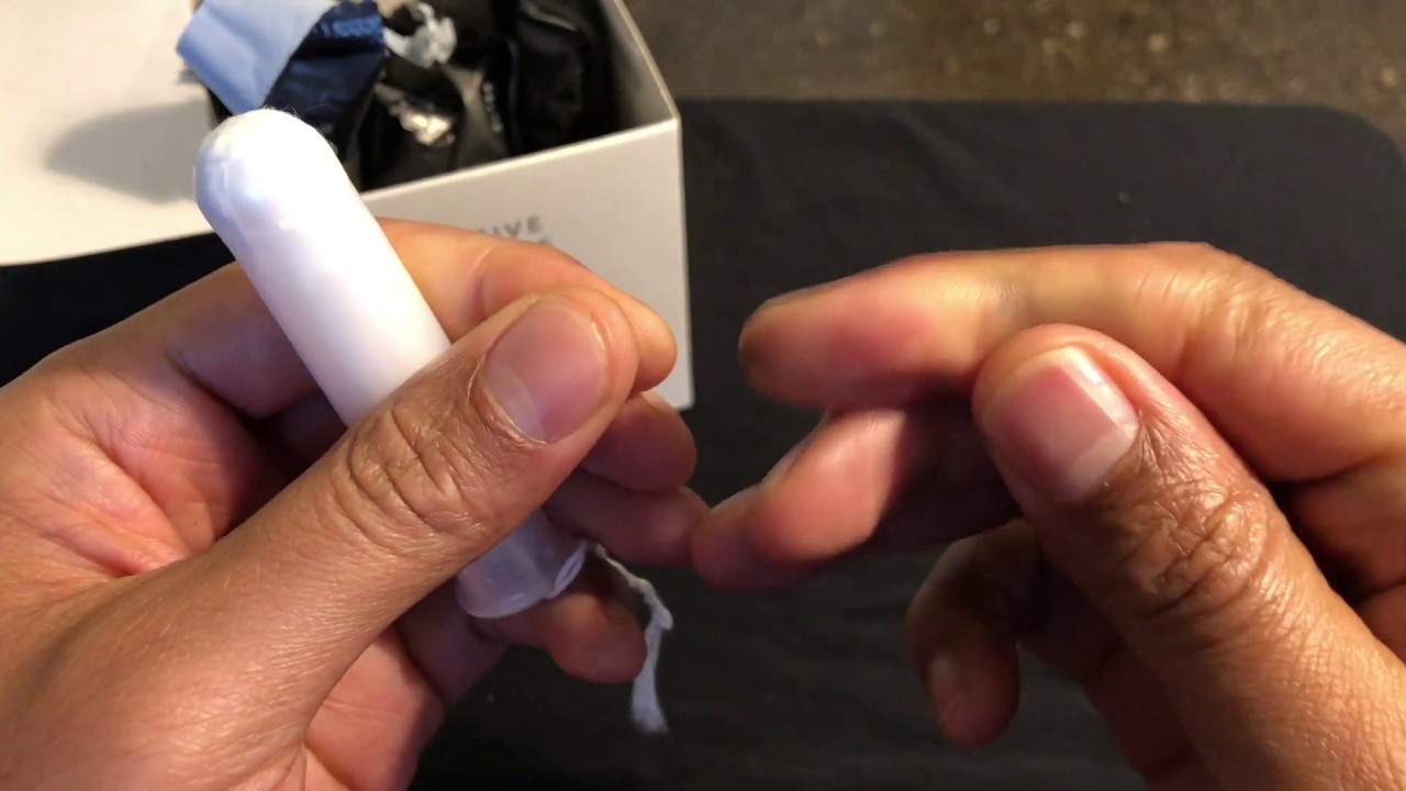 Unboxing My Girlfriends Organic Tampons - YouTube