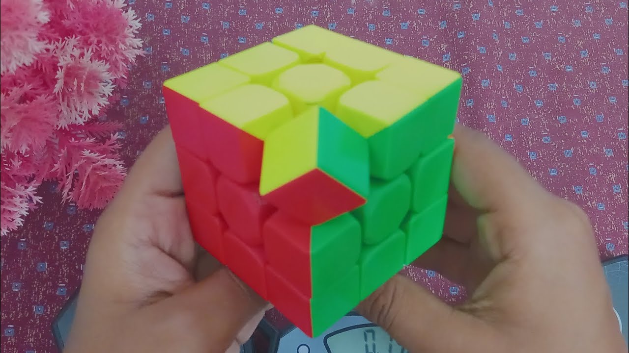 POV:- You Prank a beginner cuber... - YouTube