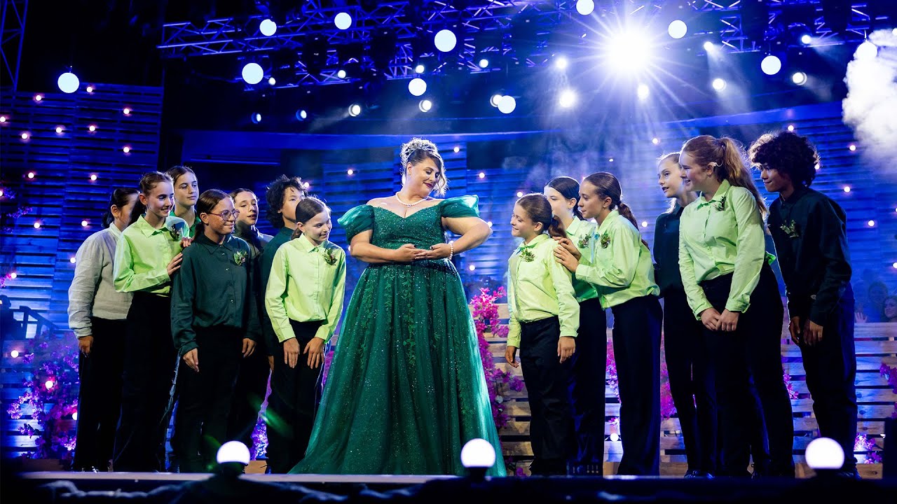 Silent Night - Shannon Kettleton & Toowong SS Signing Choir | Lord ...